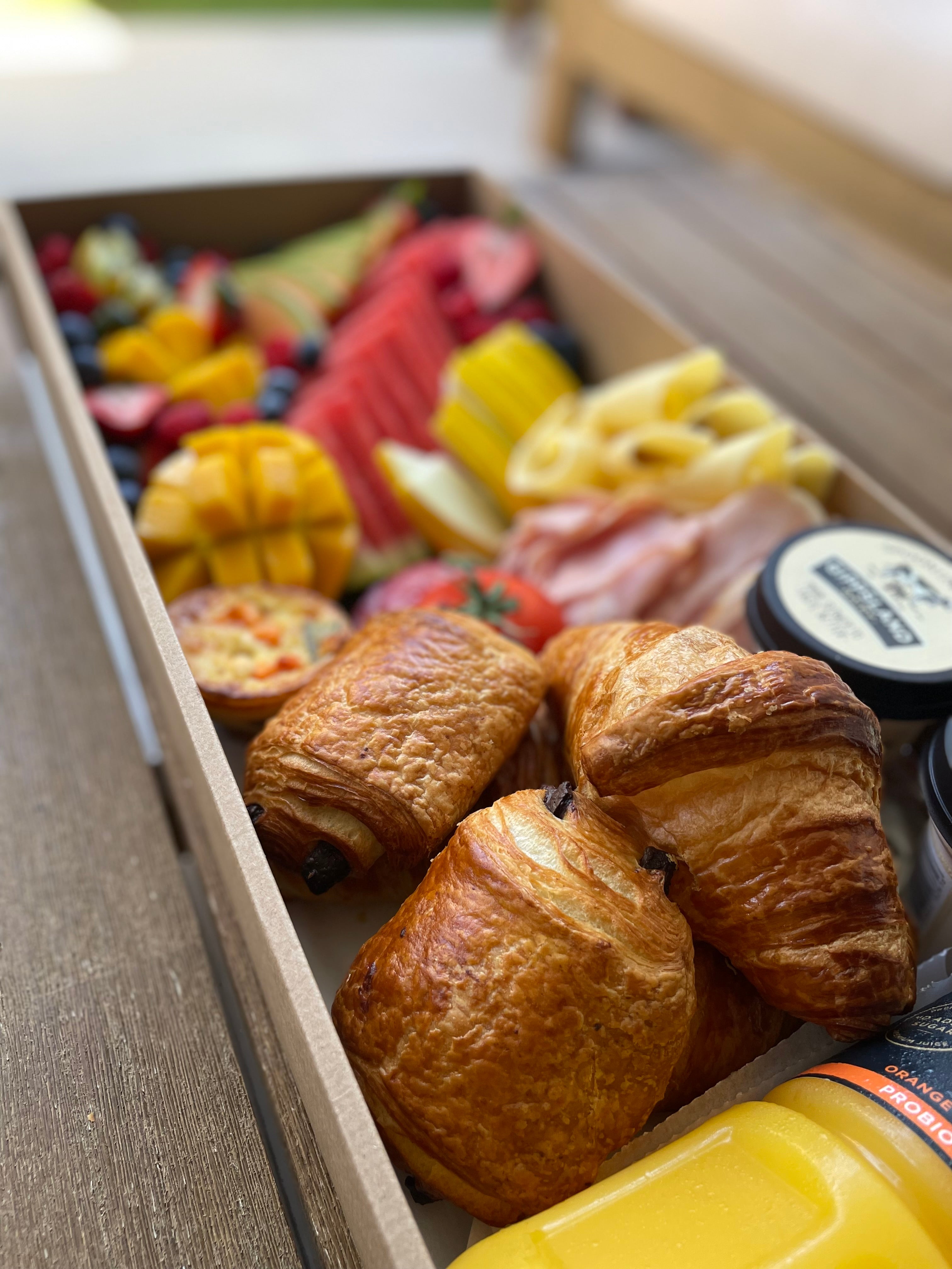 FAMILY BREAKFAST GRAZING BOX | GOLD COAST | GRAZING BOX CO – Grazing Box Co