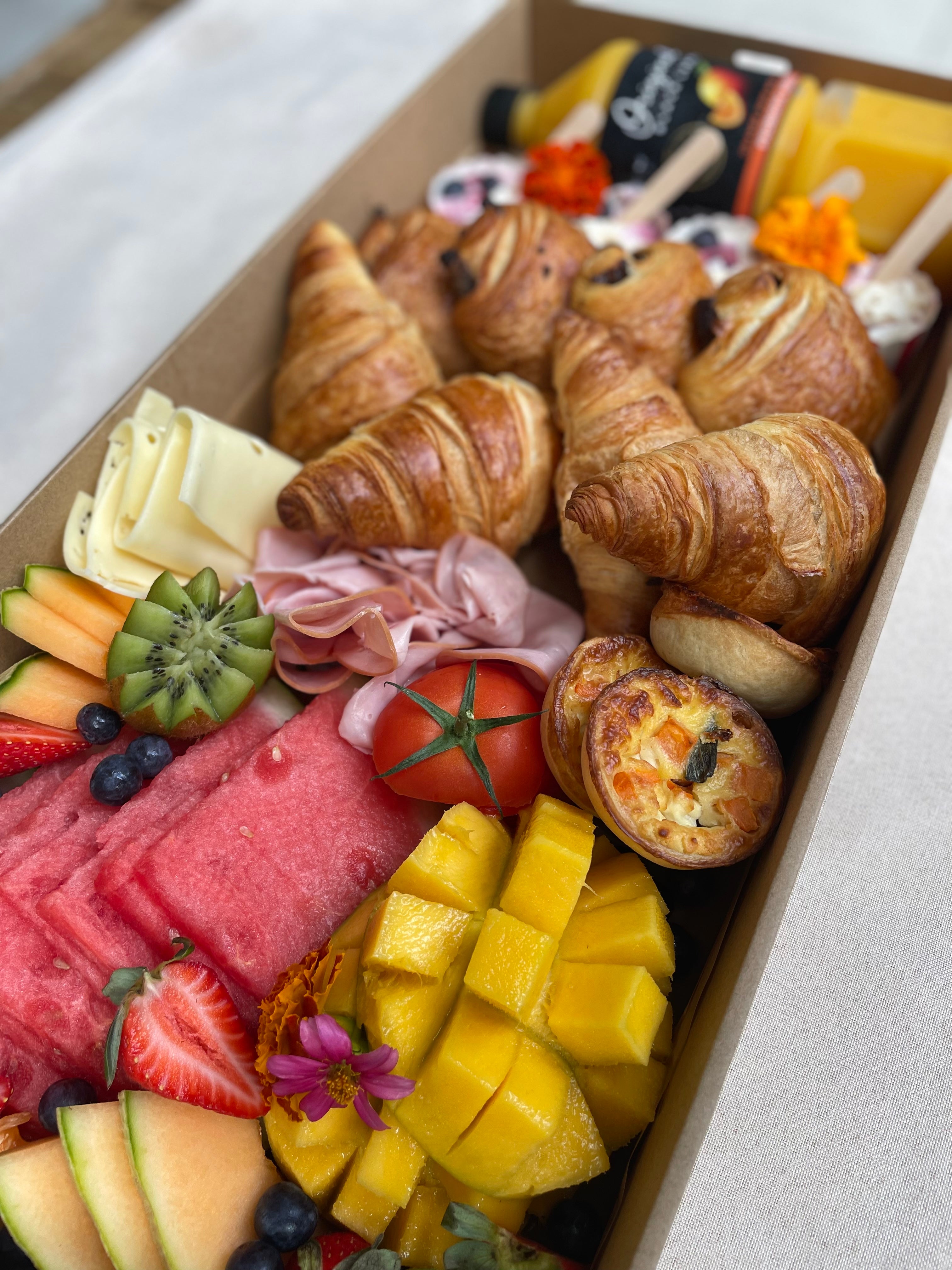 FAMILY BREAKFAST GRAZING BOX | GOLD COAST | GRAZING BOX CO – Grazing Box Co